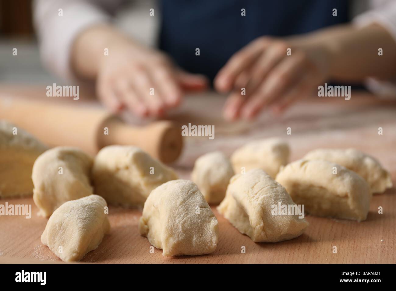 Woman making khinkali pieces hi-res stock photography and images - Alamy
