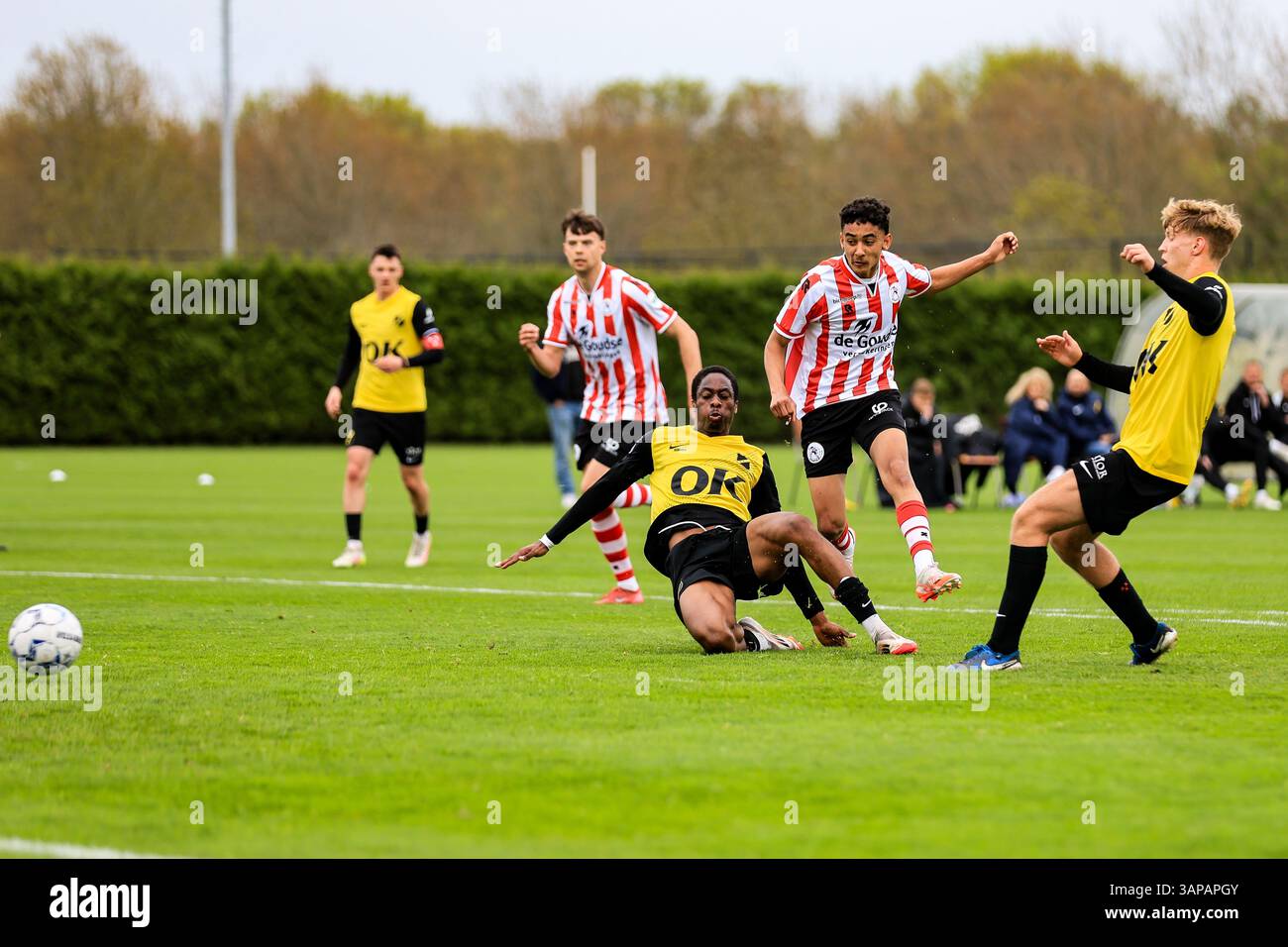 ROTTERDAM, 16-04-25, Sparta trainingscenter Nieuw Terbrege friendly ...