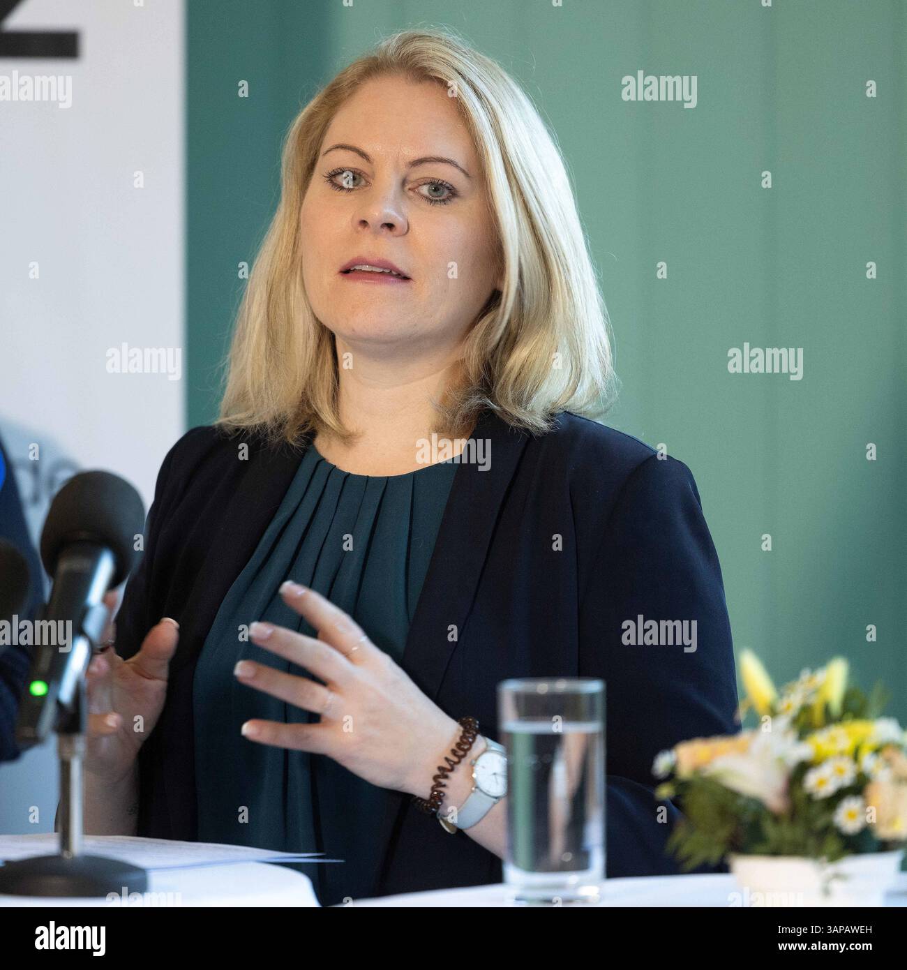 20250416 Pressegespraech zum Thema aktuellen Ausbau im Hospiz- und ...