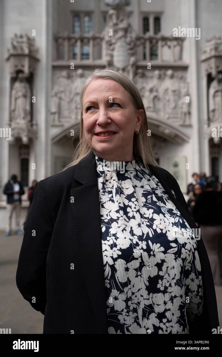 For women scotland supreme court hi-res stock photography and images ...