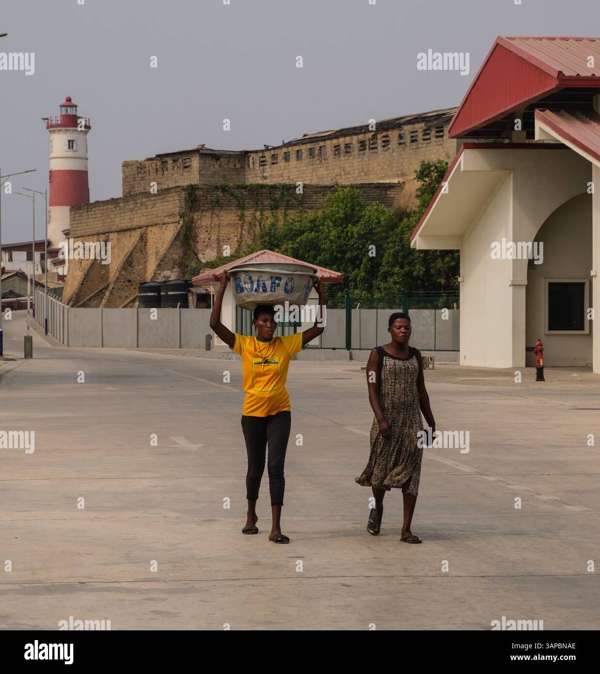 Ghana women hi-res stock photography and images - Alamy
