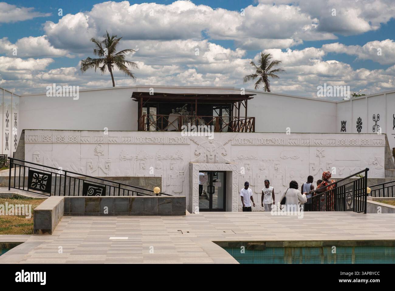 Accra, Ghana. Nkrumah Mausoleum Museum Stock Photo - Alamy