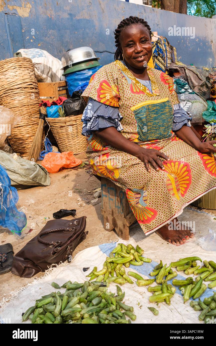 Accra, Ghana. Makole Market Vendor Selling Okra Stock Photo - Alamy