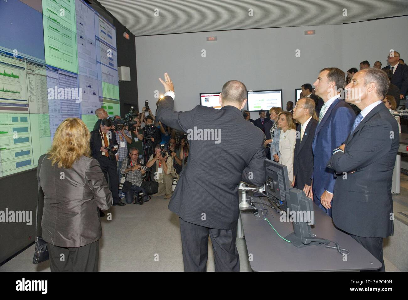 Moon base plan hi-res stock photography and images - Alamy