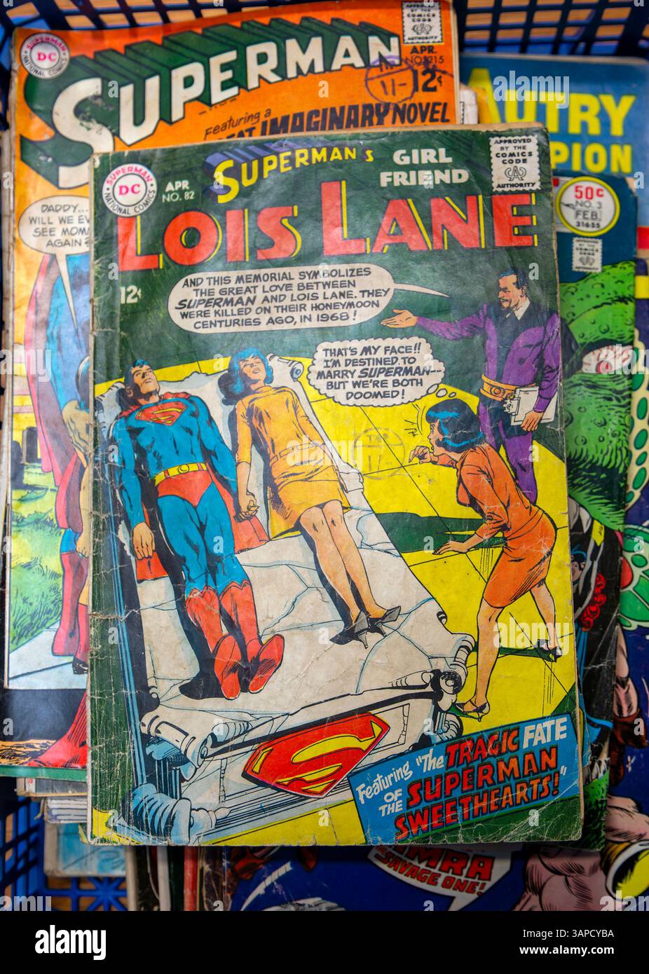 Front cover Superman's girlfriend Lois Lane, DC National Comics number ...
