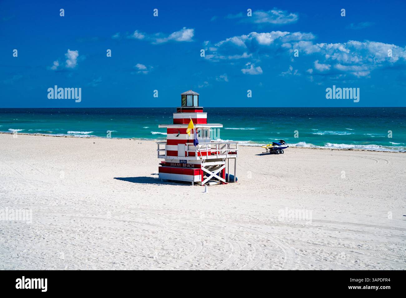 Miami Beach pier. Iconic lifeguard tower on Miami Beach. Scenic view of ...