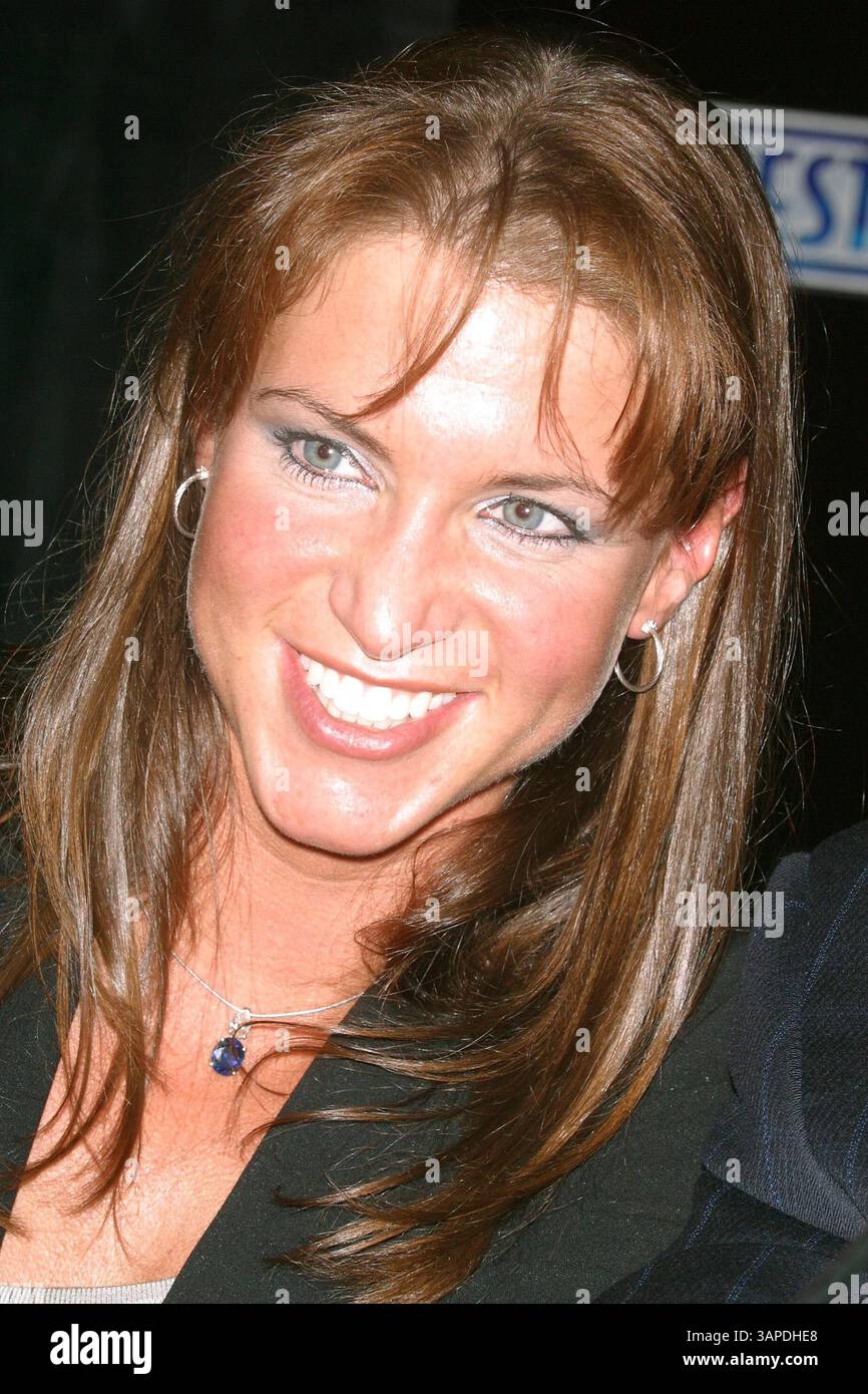 Stephanie mcmahon 2003 hi-res stock photography and images - Alamy