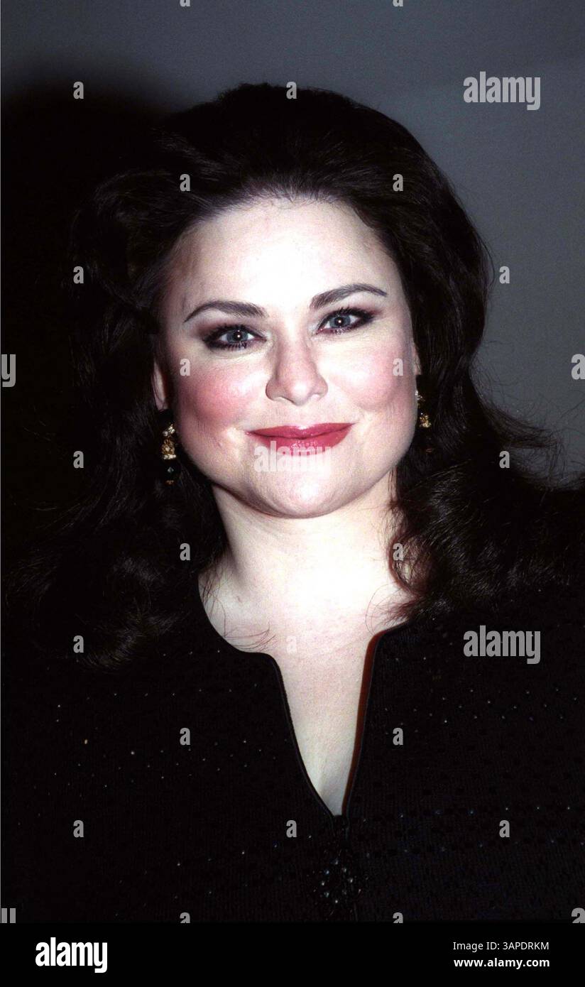 Delta burke 2003 hi-res stock photography and images - Alamy