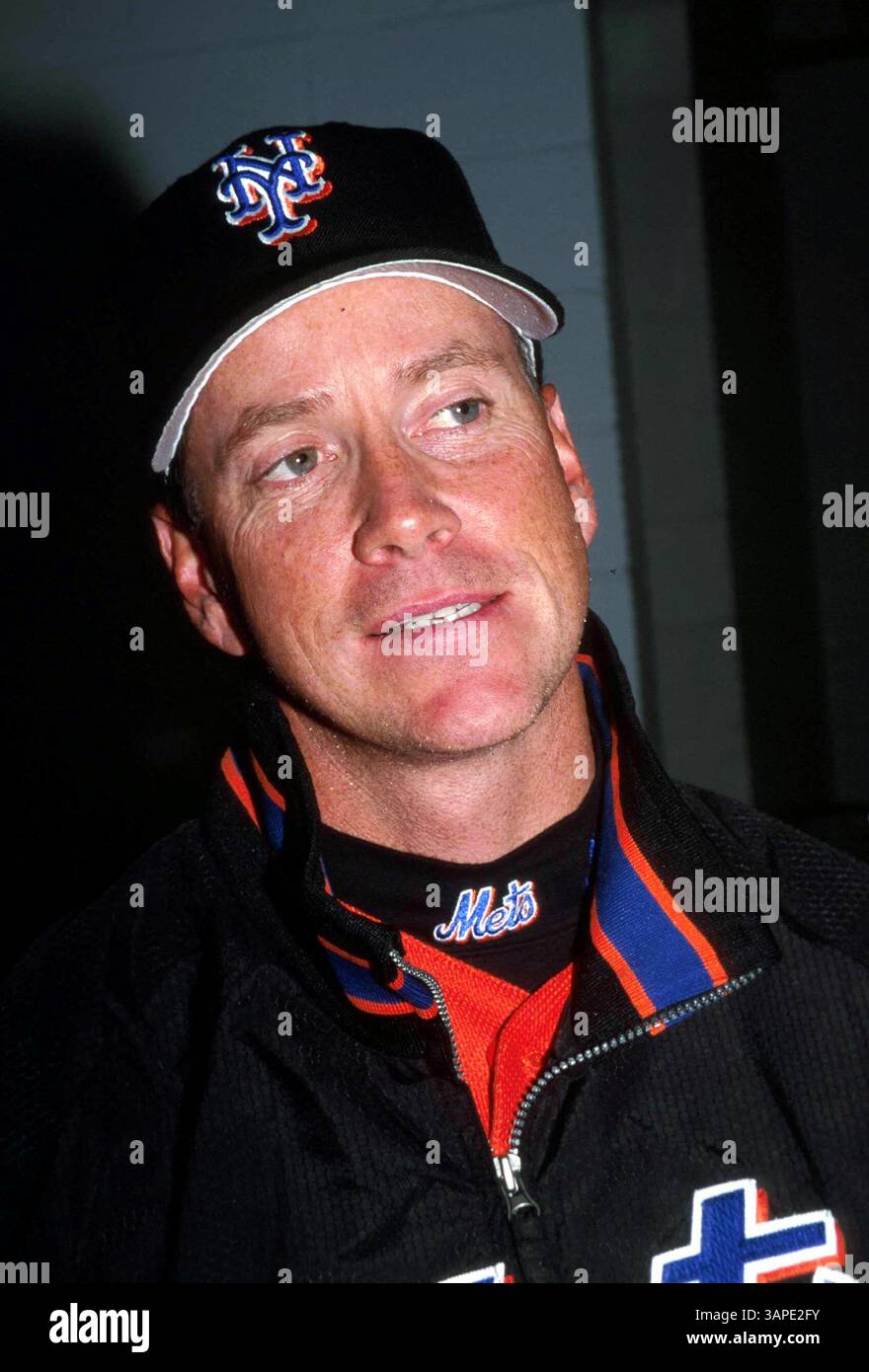 Tom glavine 2003 hi-res stock photography and images - Alamy