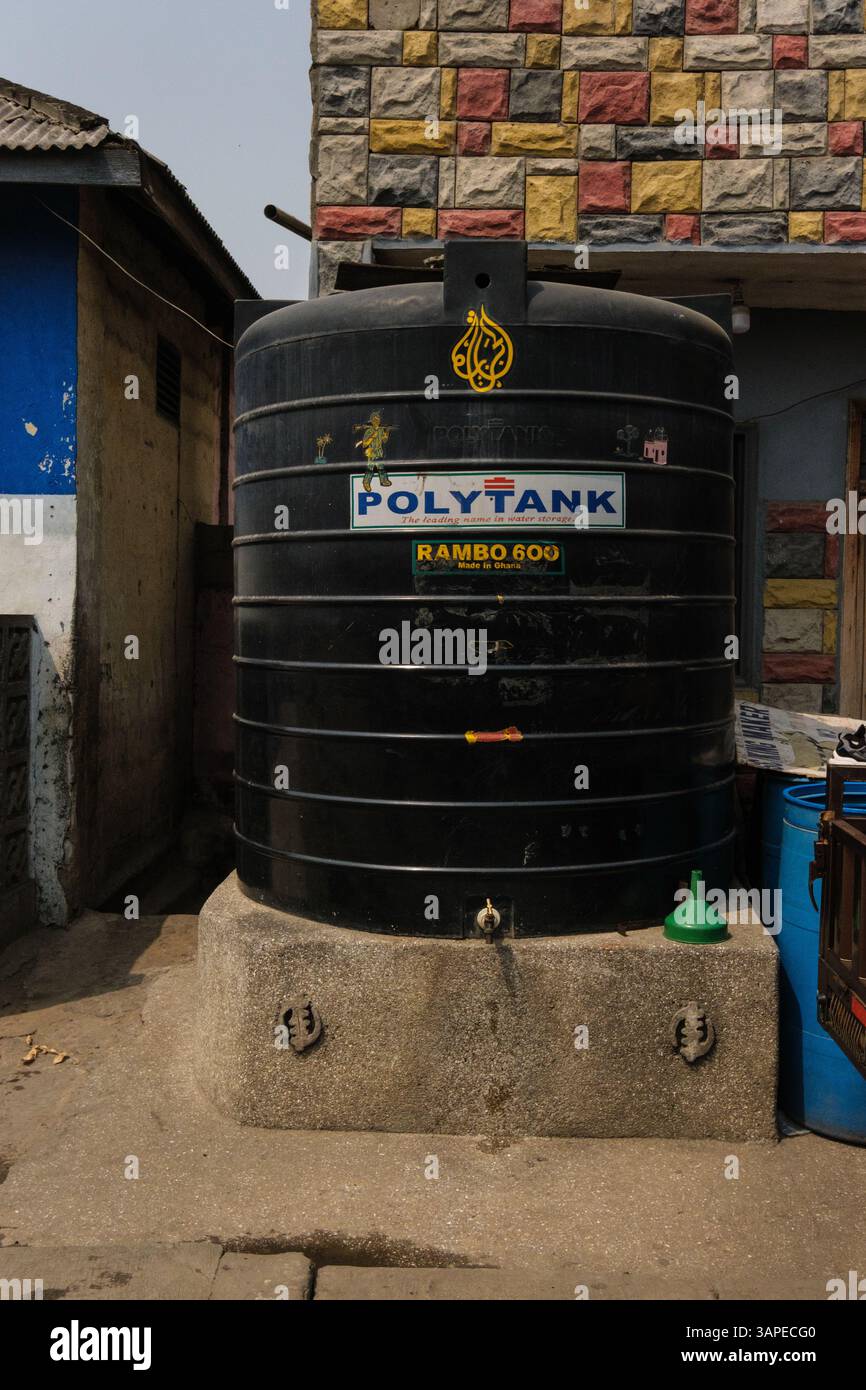Accra, Ghana, Usshertown District. Water Storage Tank Stock Photo - Alamy