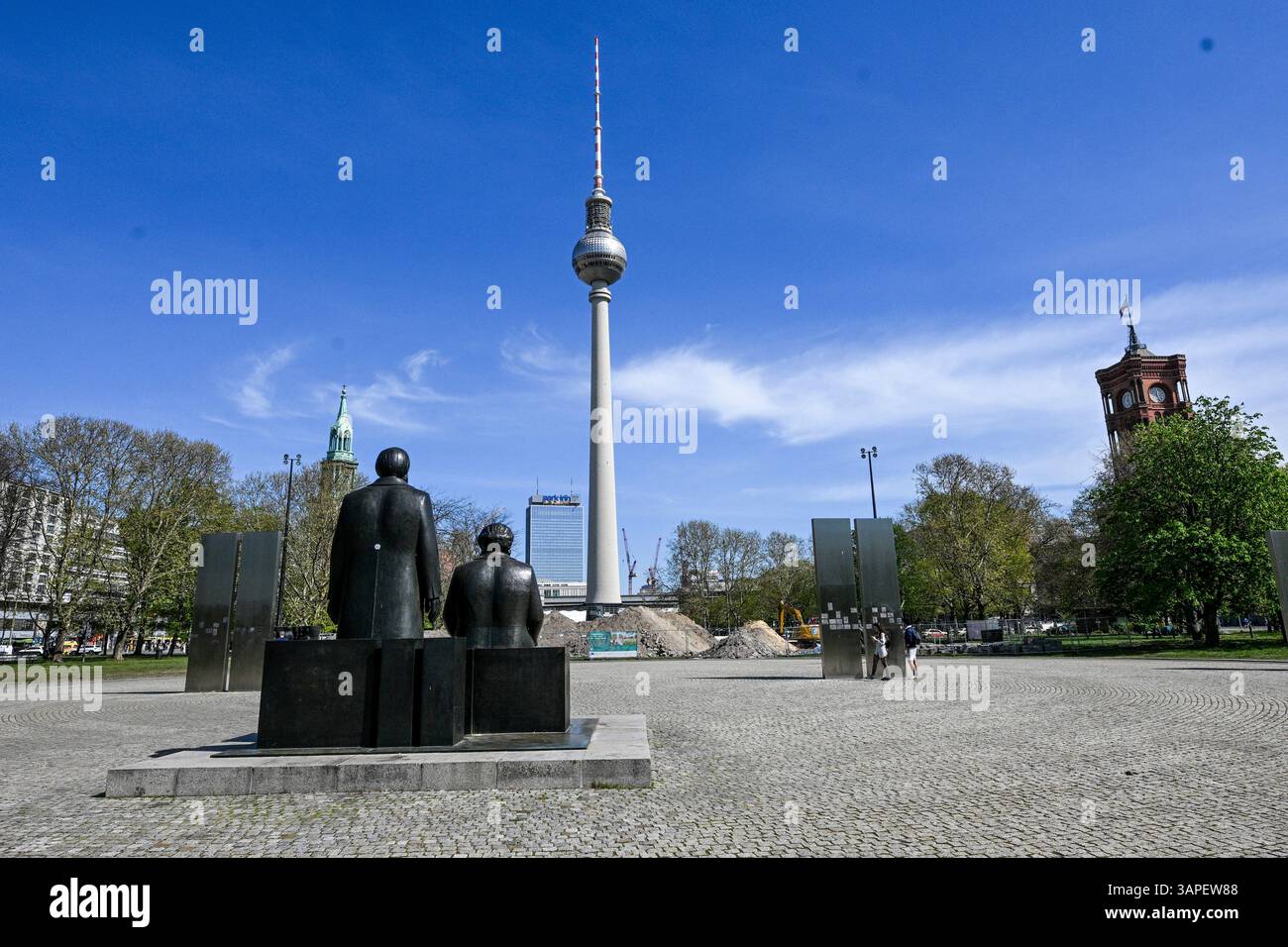 PRODUCTION - 16 April 2025, Berlin: View of the Marx-Engels-Forum on ...