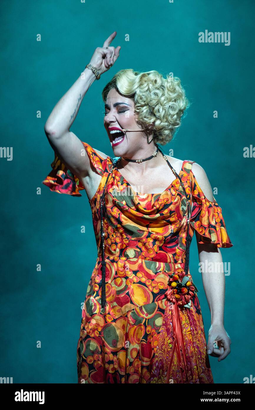 London, UK. 16 April 2025. Rachel Tucker as Myrtle Wilson at a ...