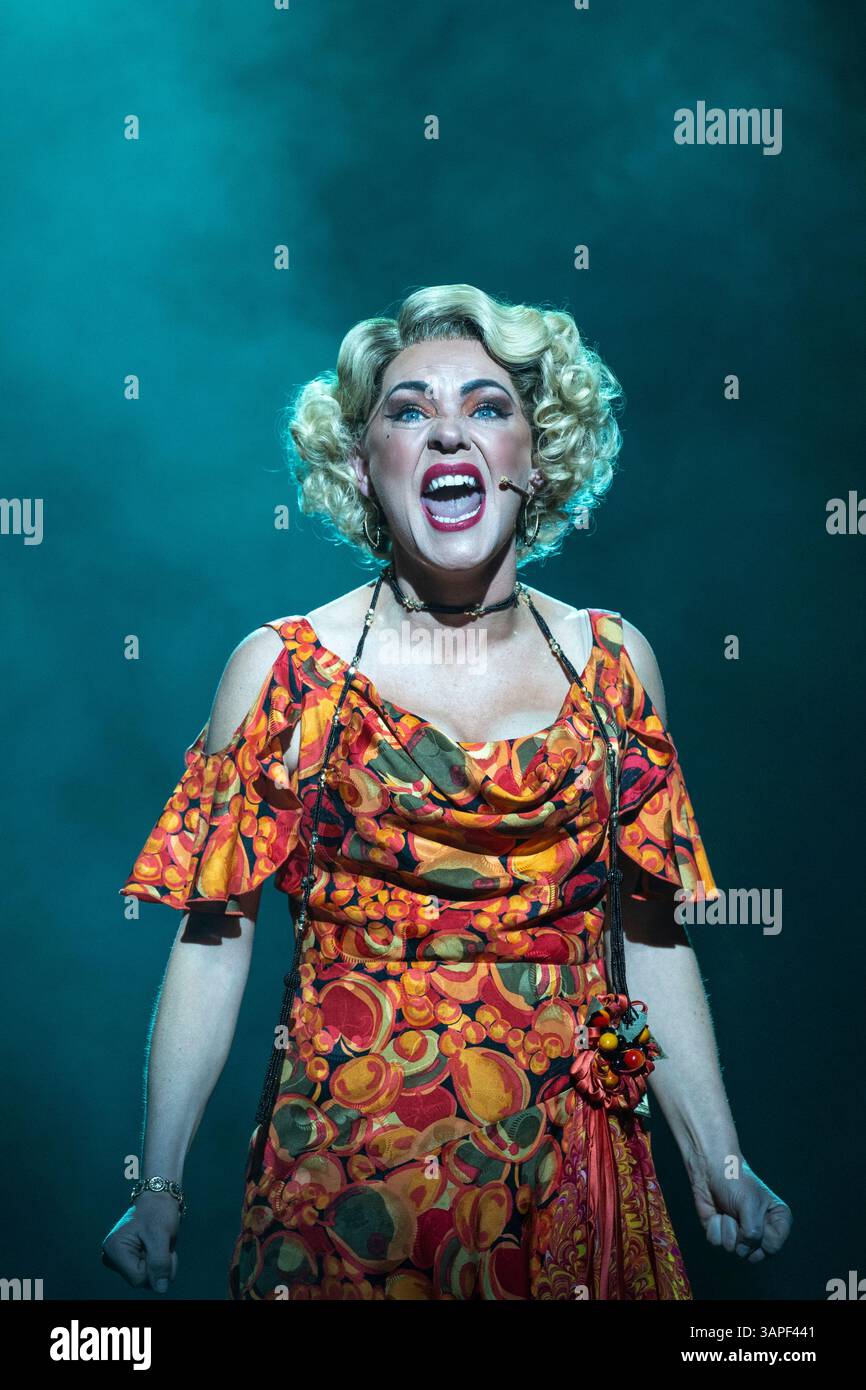 London, UK. 16 April 2025. Rachel Tucker as Myrtle Wilson at a ...