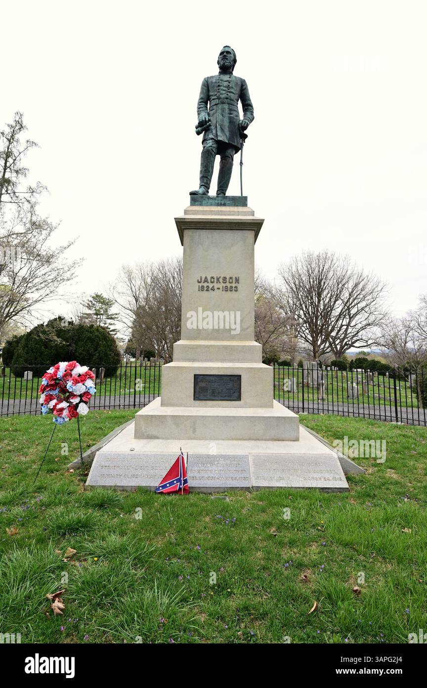 The Grave of General Stonewall Jackson at Lexington, Virginia Stock ...