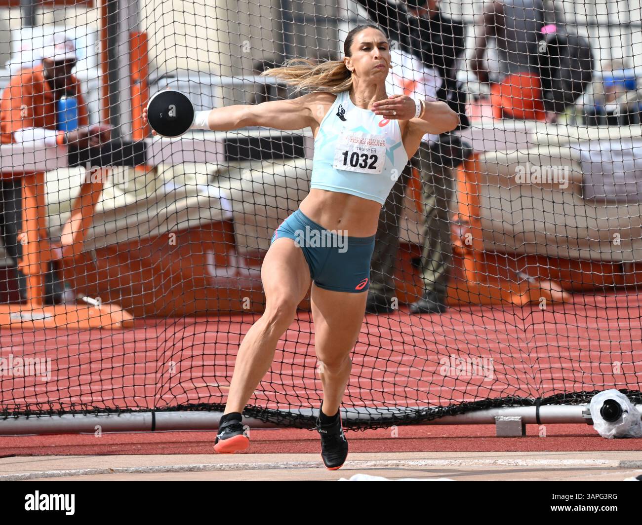 Valarie Allman wins the women's discus in a meet record 218-11 (66.72 ...
