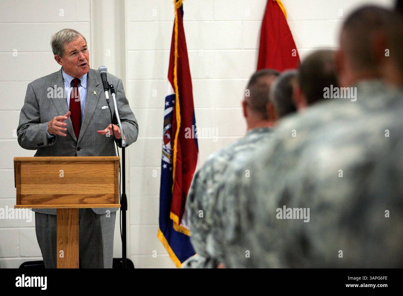 Senator kit bond hi-res stock photography and images - Alamy
