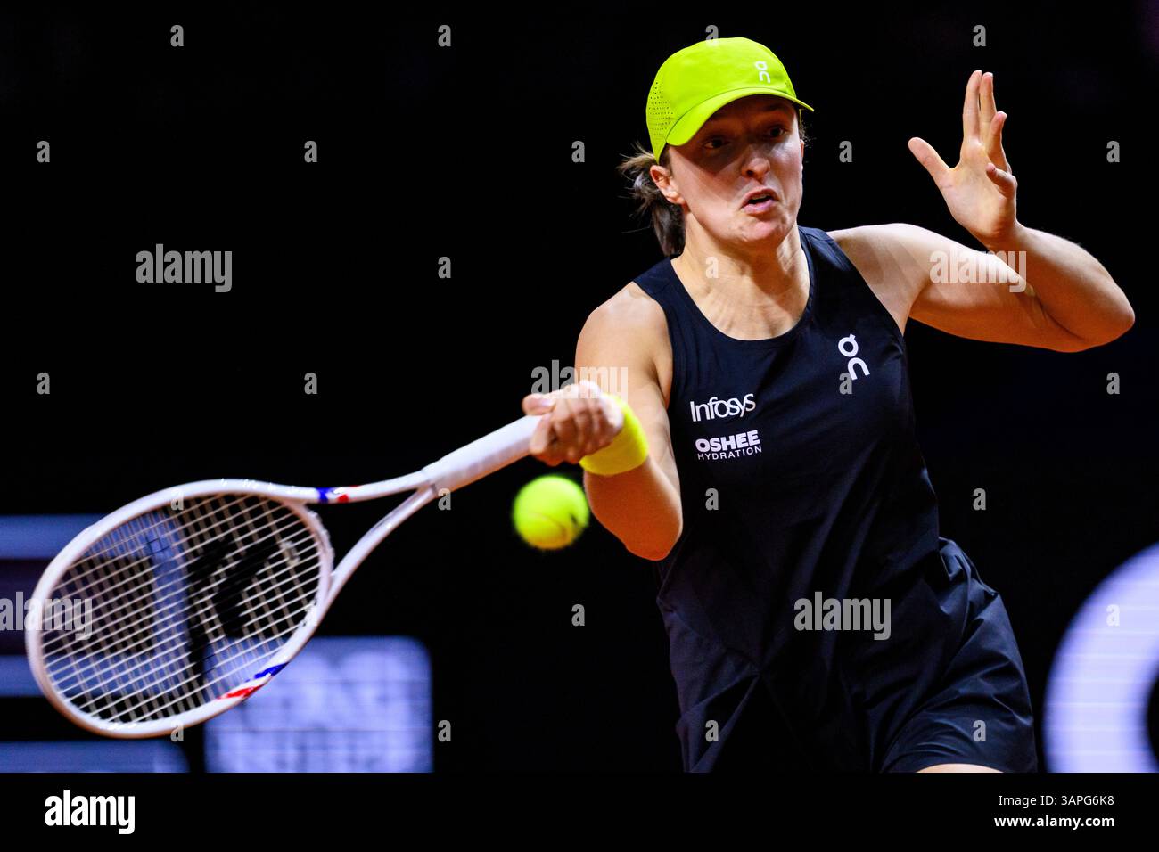 Stuttgart, Germany. 16th Apr, 2025. Tennis: WTA Tour - Stuttgart ...