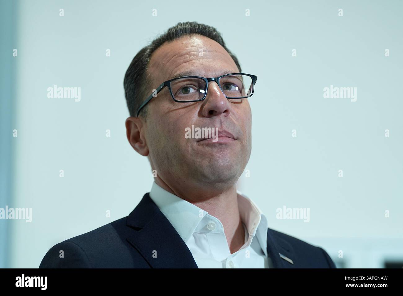 Pennsylvania Gov. Josh Shapiro visits the Hershey Company's new ...