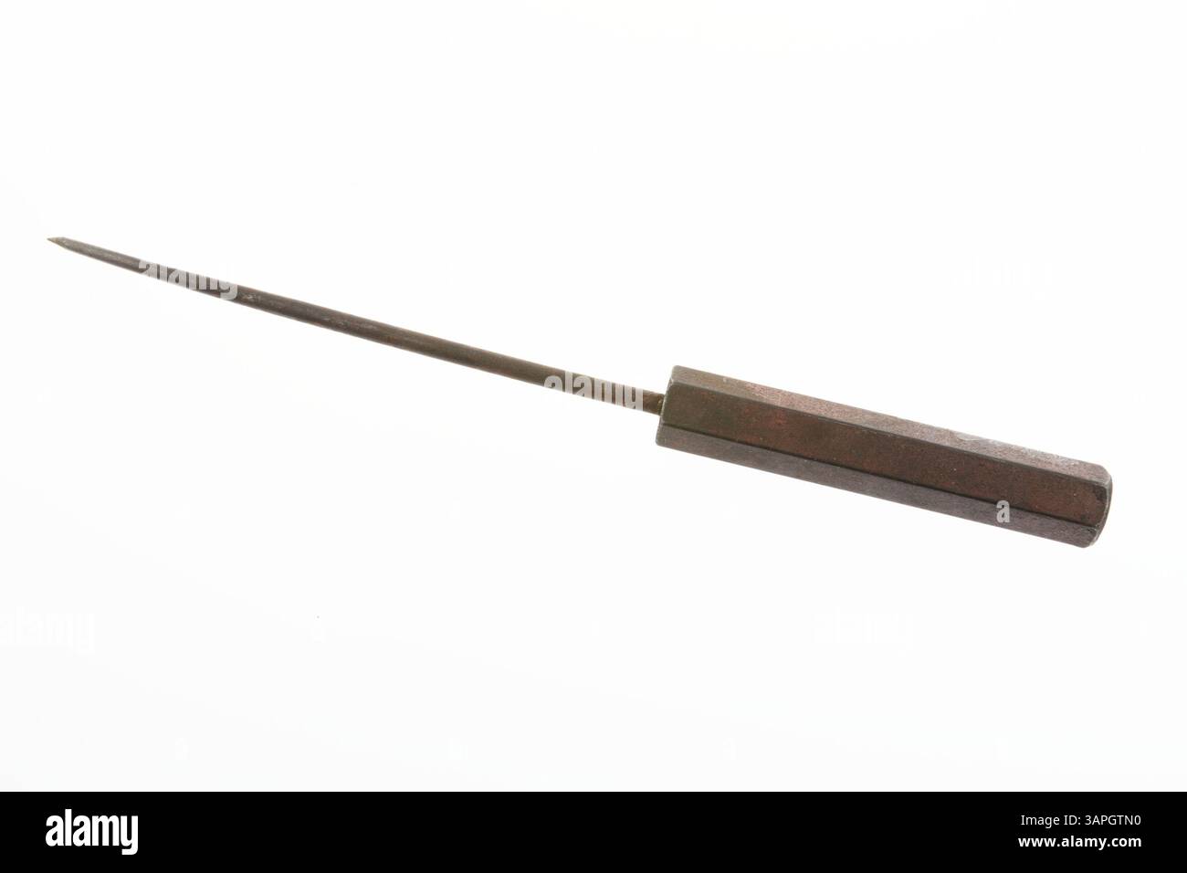 Scatch awl hi-res stock photography and images - Alamy