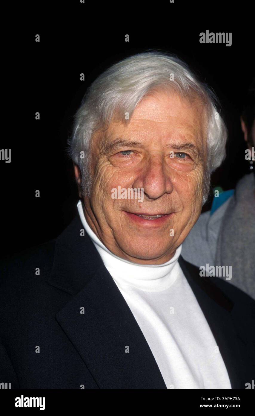 Bernstein skye hi-res stock photography and images - Alamy