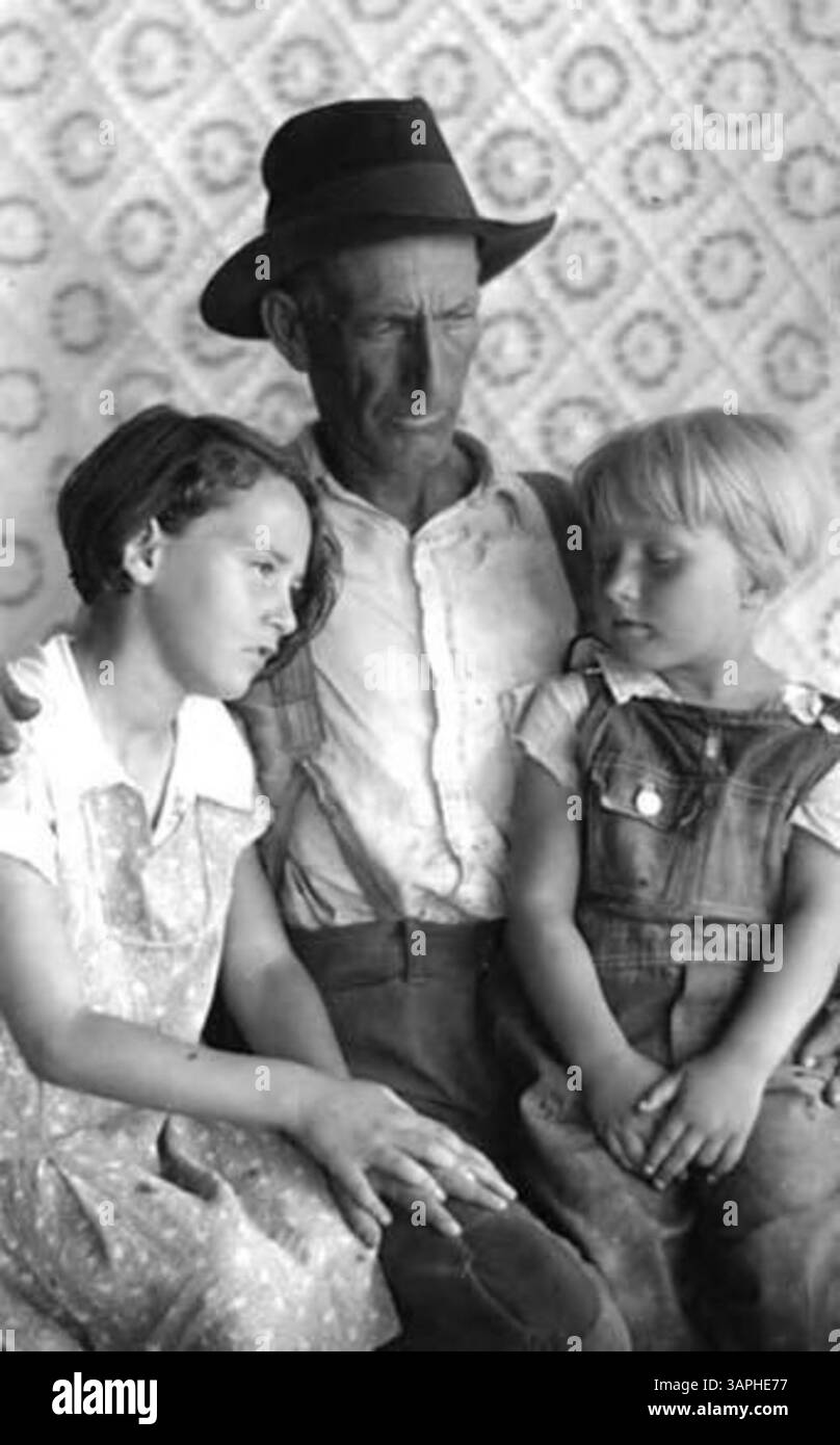 This photograph from the Doris Ulmann collection shows Mr. Portin with ...