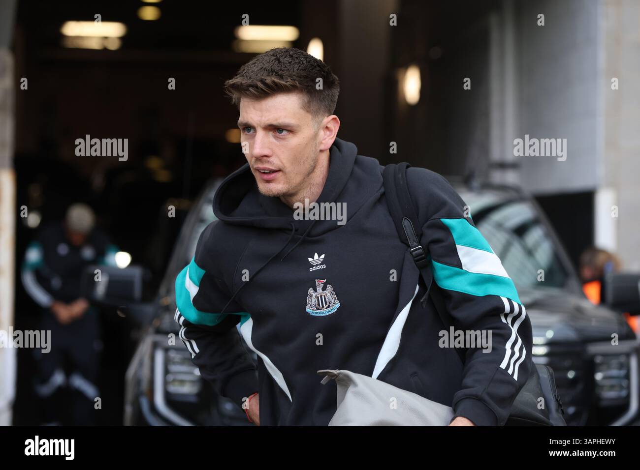 Newcastle Upon Tyne, UK. 16th Apr, 2025. Nick Pope of Newcastle United ...