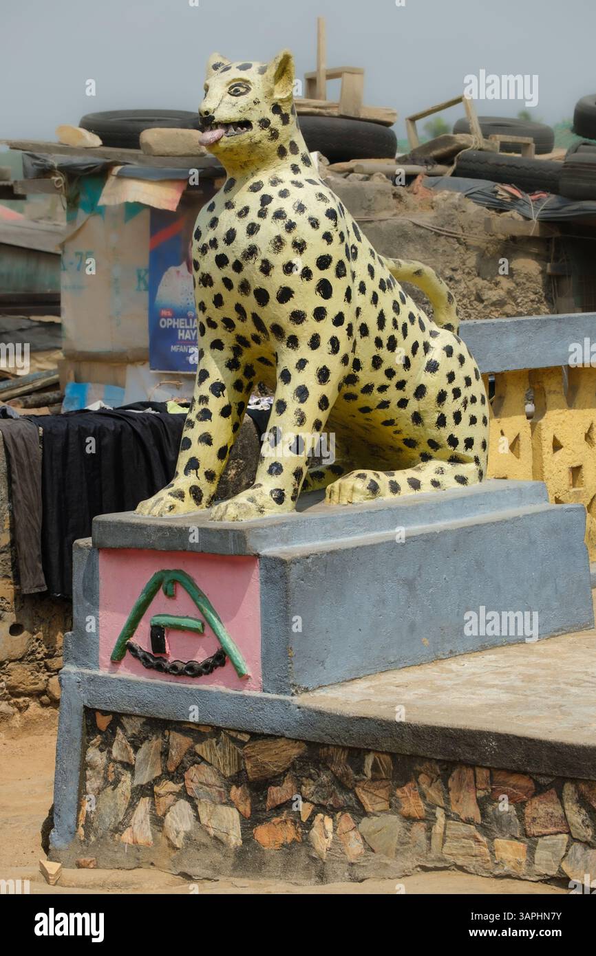 Anomabu, Ghana. A Posuban Leopard Statue, a Traditional Shrine of the ...