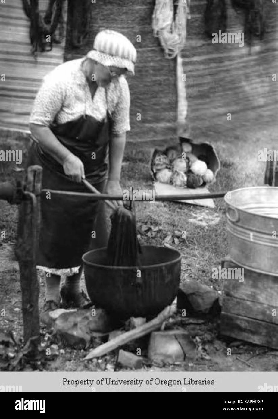 This photograph features S.U. Wyatt, a skilled weaver, dyer, and ...