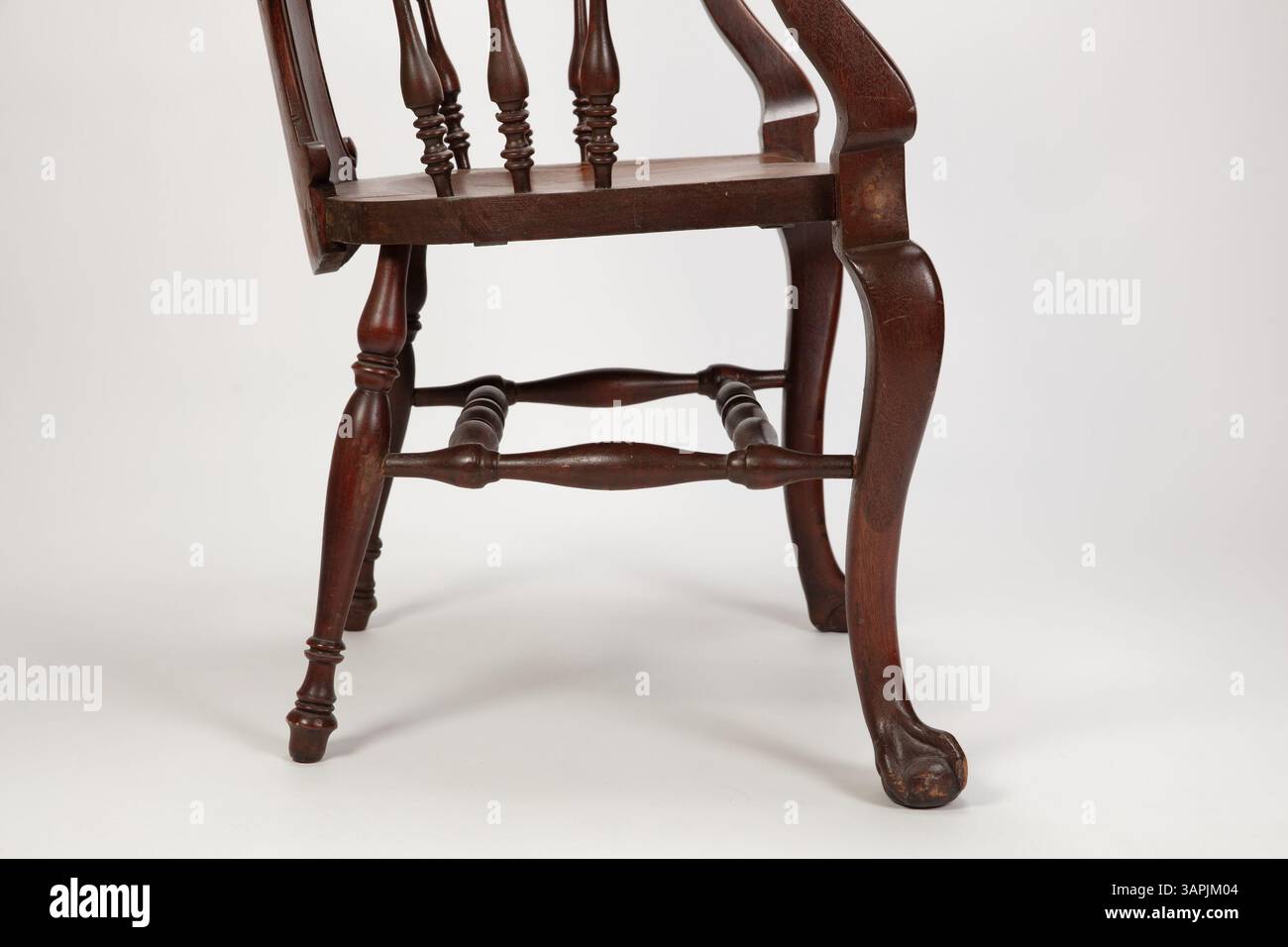 An armchair with Chinese stylistic influences, displayed at the 1904 ...