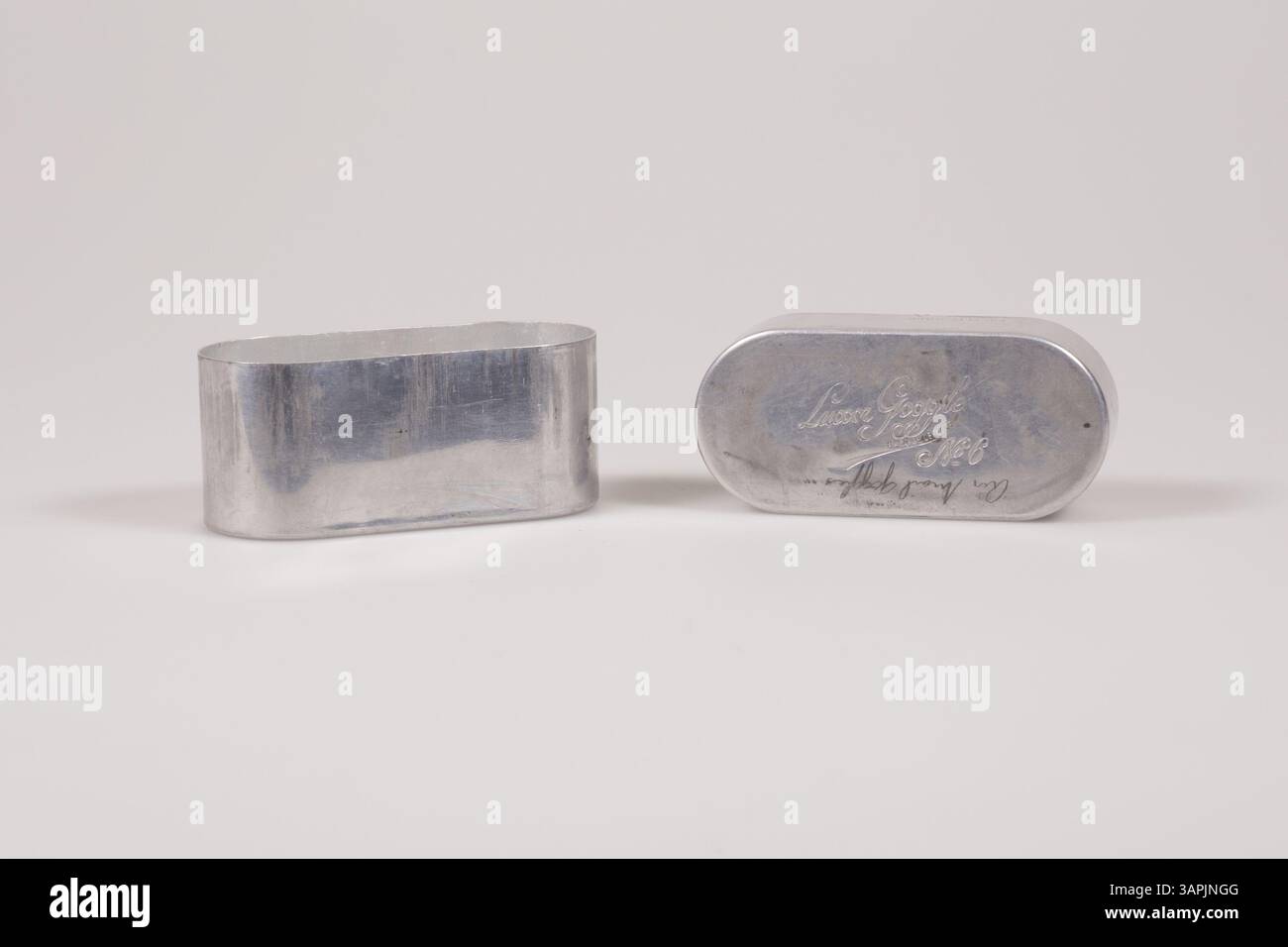 Luxor flight goggles by E.B. Meyrowitz, worn by Charles A. Lindbergh as ...