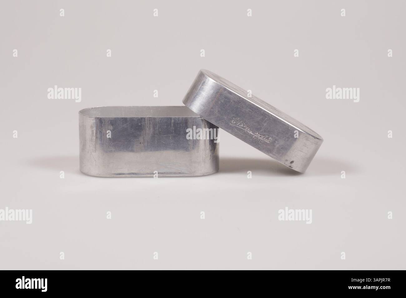 Luxor flight goggles by E.B. Meyrowitz, worn by Charles A. Lindbergh as ...