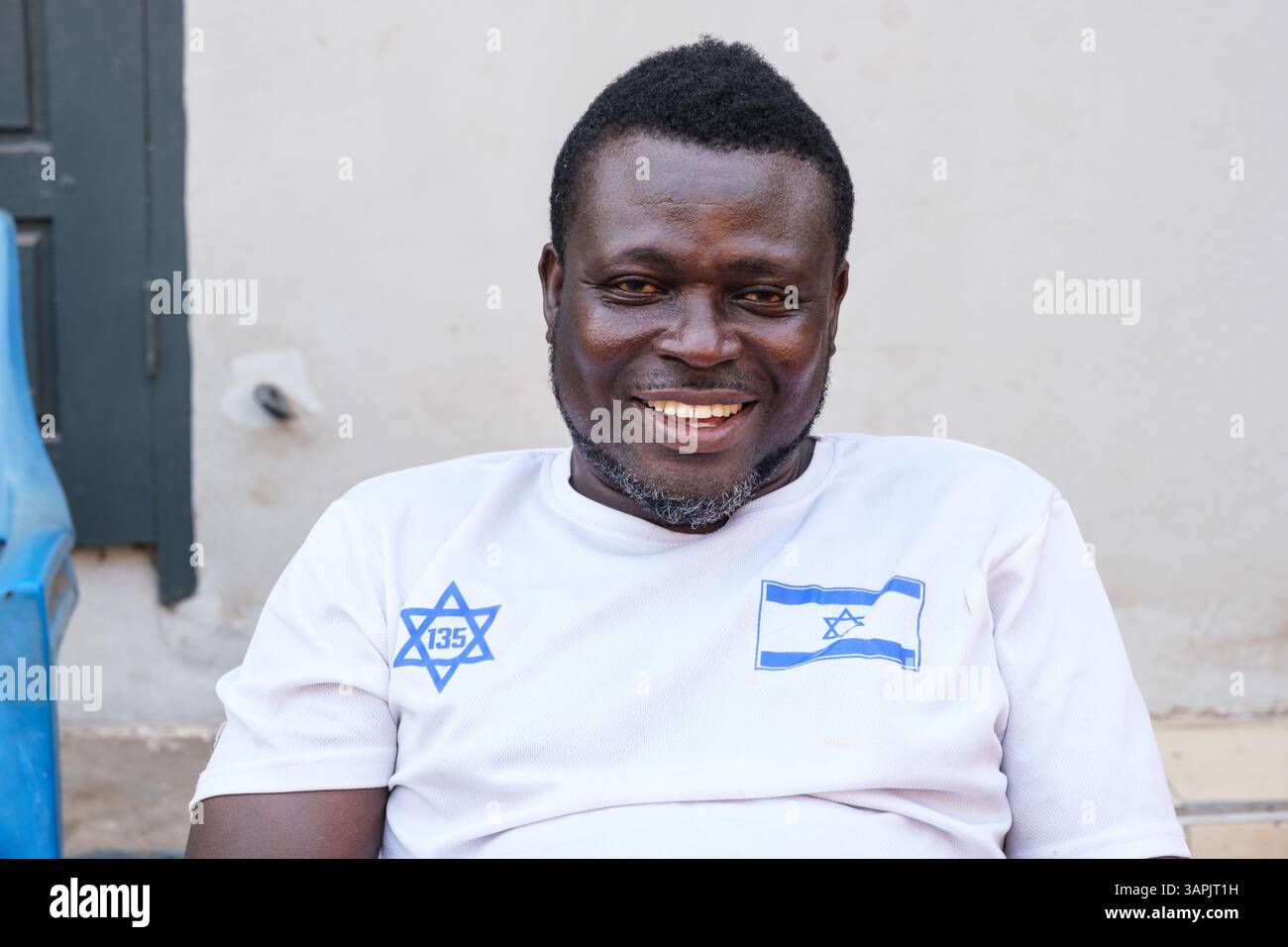 Ghana, Elmina. Ghanaian Man of Fante Ethnicity Stock Photo - Alamy