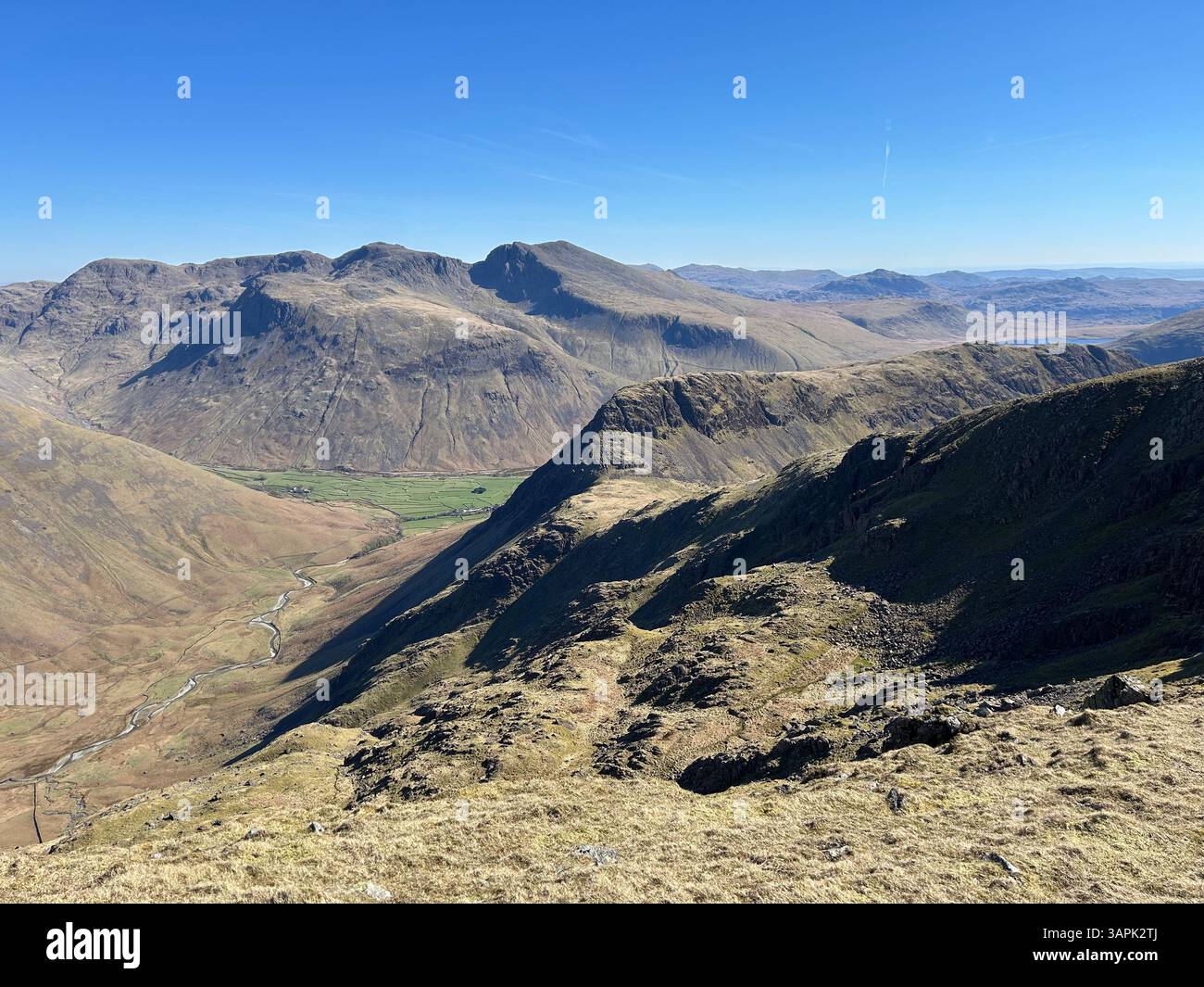 Wasdale and Mosedale in the Sun with Crisp Skies Stock Photo - Alamy