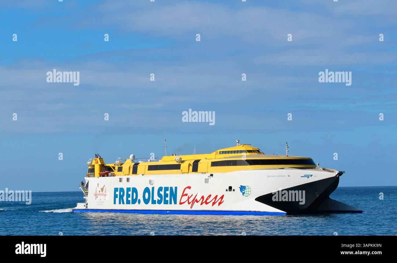 Fred Olsen Express Ferry entering San Sebastián Port Stock Photo - Alamy