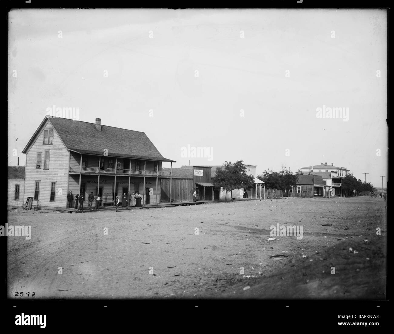 Photograph of Main Street, Umatilla, Oregon, showing the Cottage Hotel ...