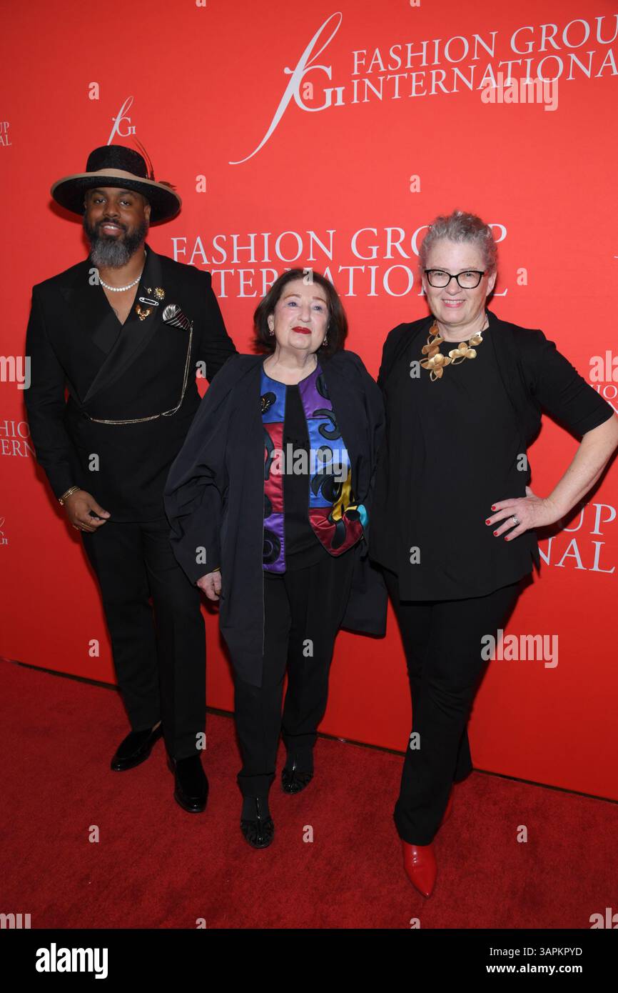 New York, USA. 16th Apr, 2025. Kevin Parker, Nicole Fishelis and Anne ...