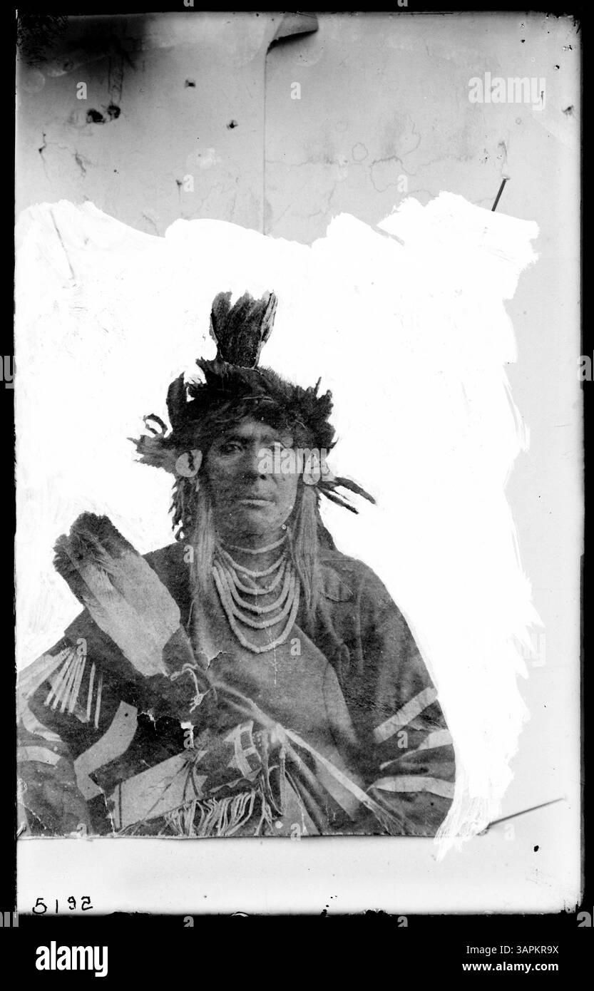 This photograph, from the University of Oregon Libraries, shows a ...