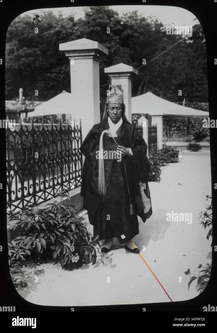 This 1917 photograph of Kim Ku Ha, head priest of Tongdo-Sa, Korea ...