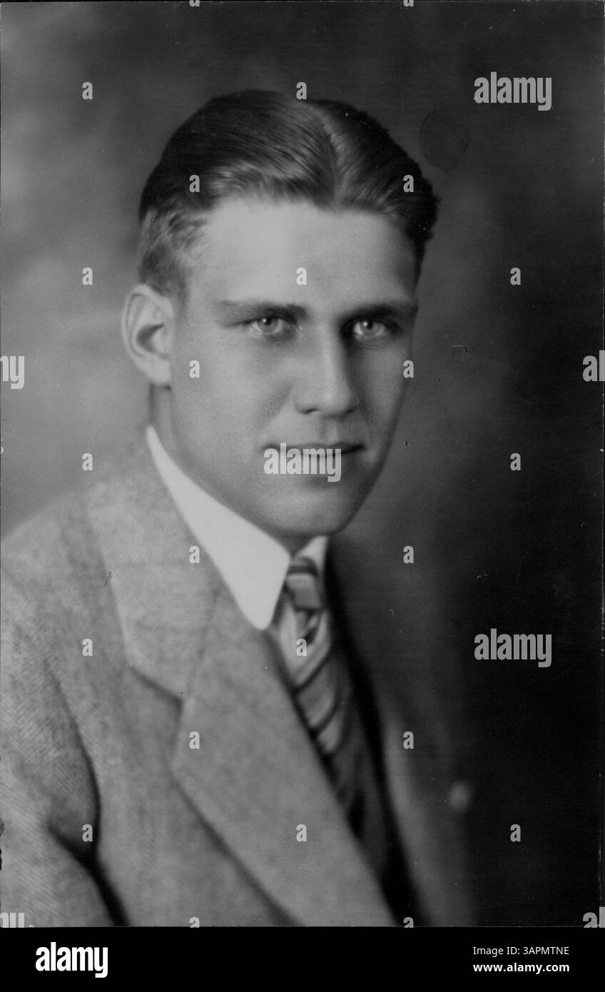 Community troupe Black and White Stock Photos & Images - Alamy