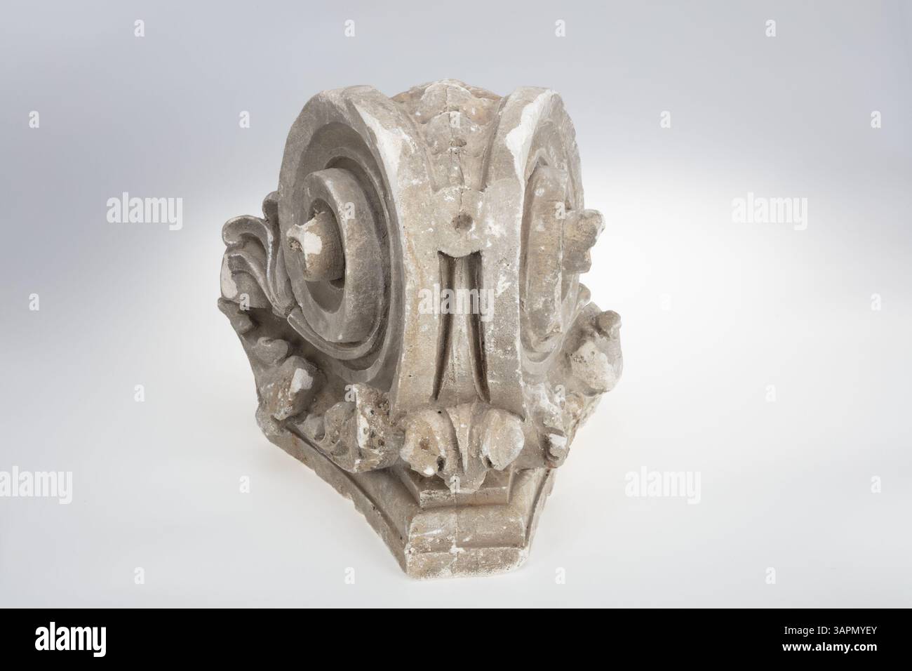 Spiral cornice hi-res stock photography and images - Alamy