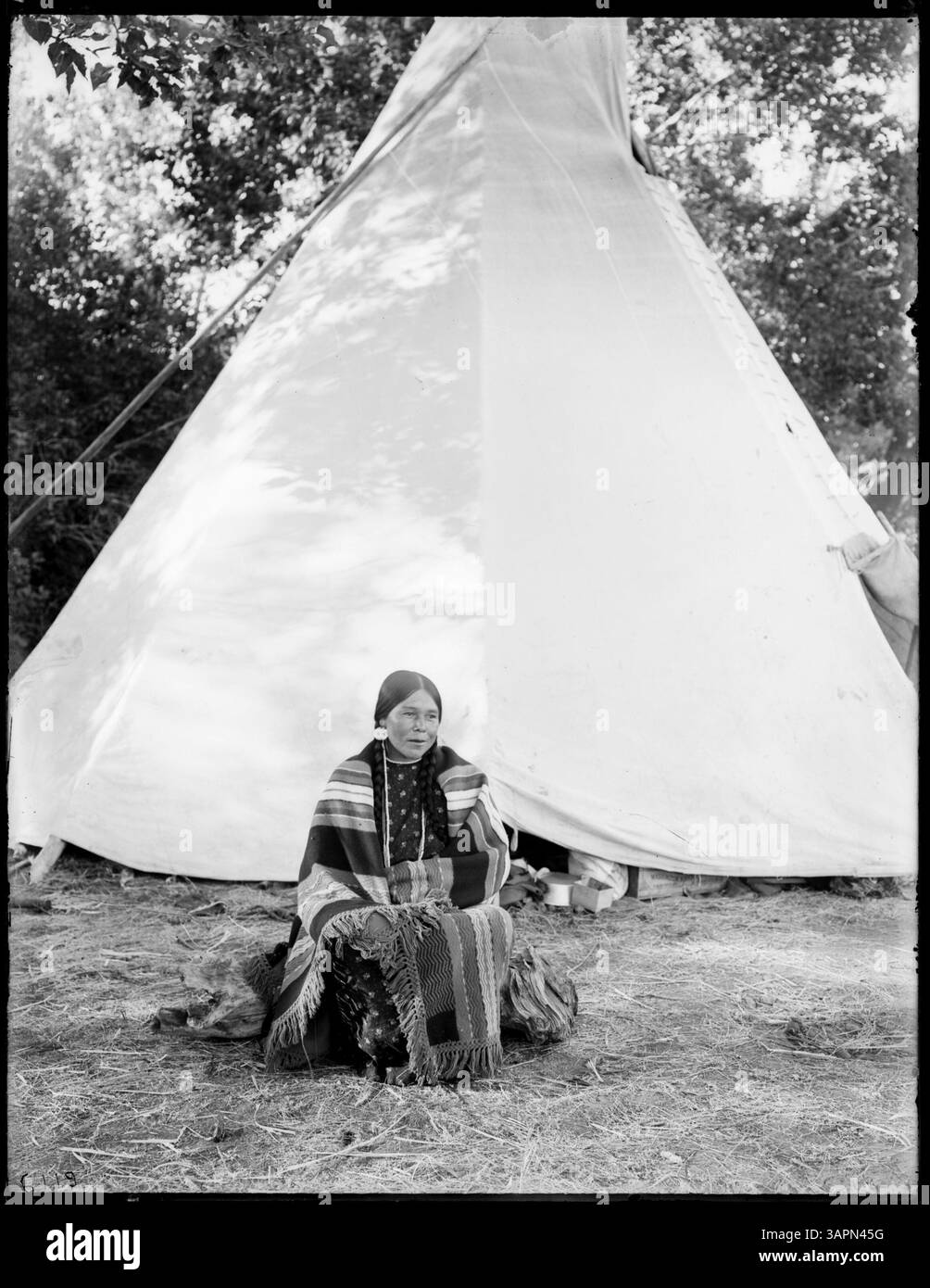 This image by Lee Moorhouse shows camps on the Umatilla Indian ...