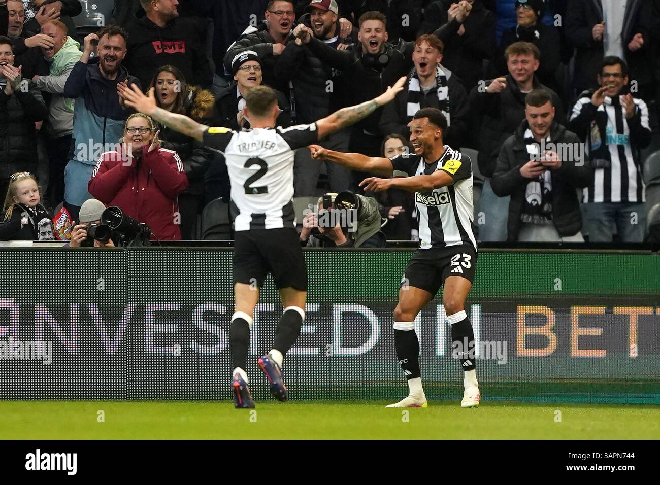 Newcastle United's Jacob Murphy celebrates scoring their side's first ...