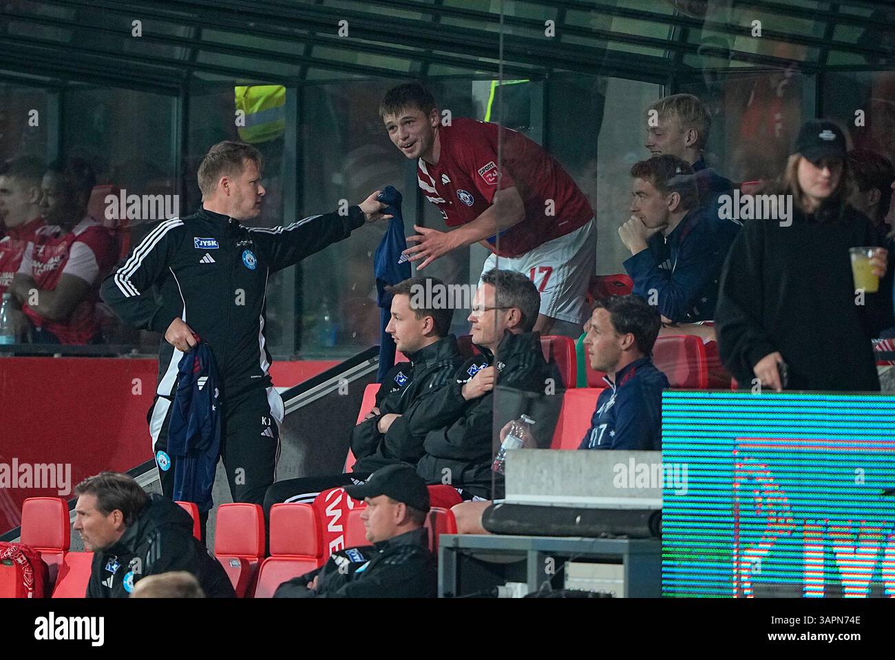 Silkeborg IF moeder AaB i nedrykningsspillet paa Jysk Park i Silkeborg ...