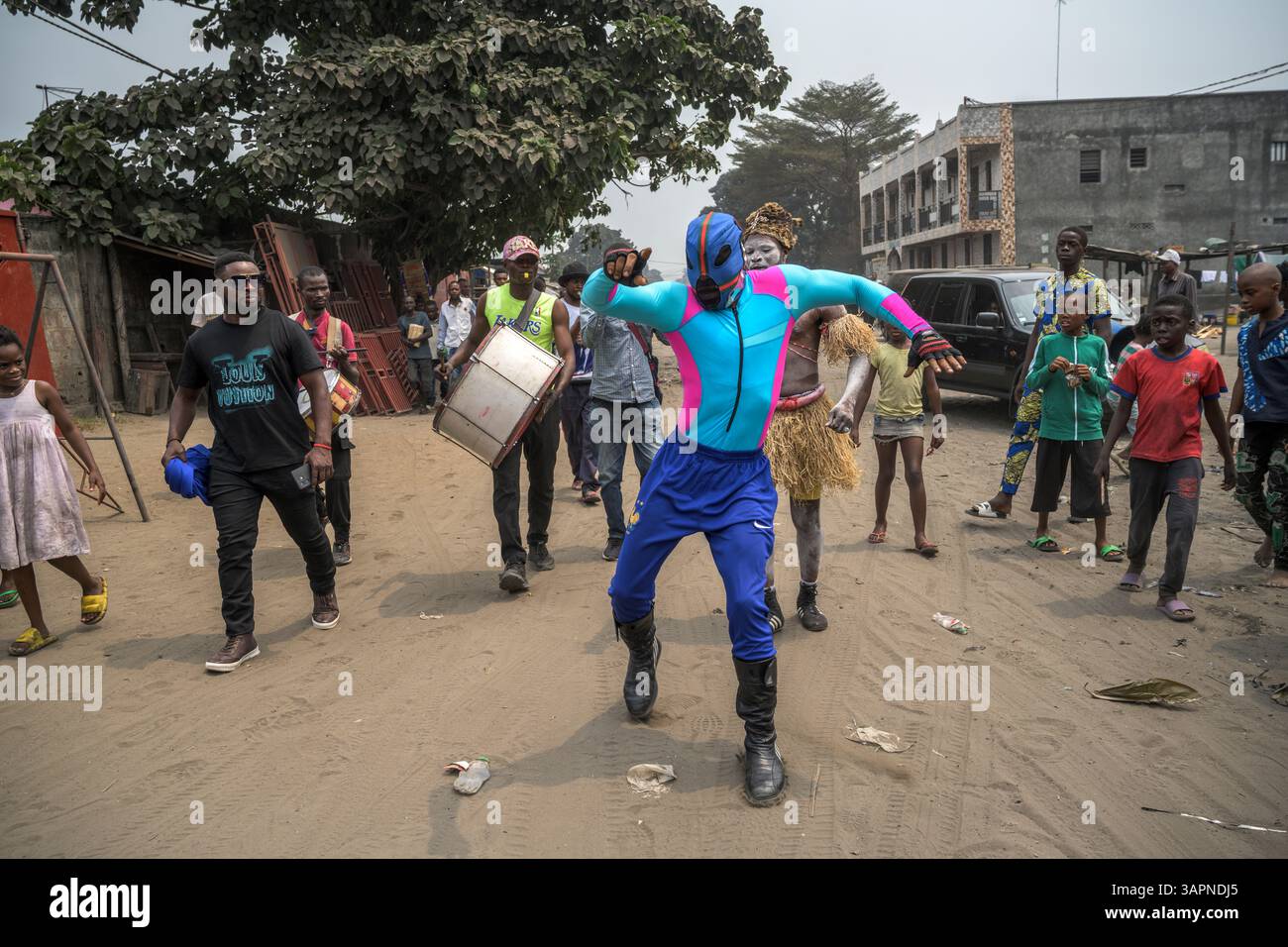 Catch congolais hi-res stock photography and images - Alamy