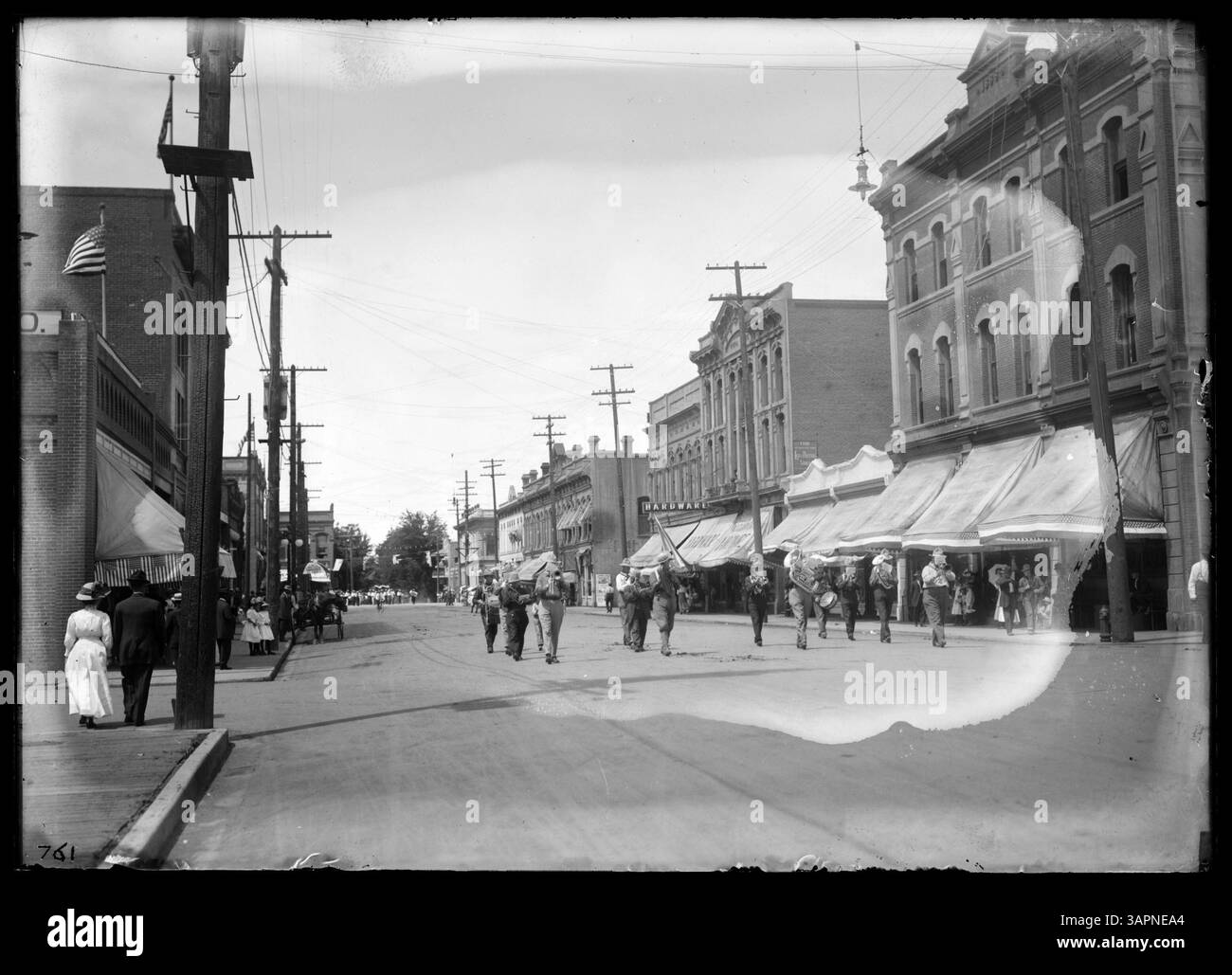 This photograph by Lee Moorhouse captures a Fourth of July parade in ...