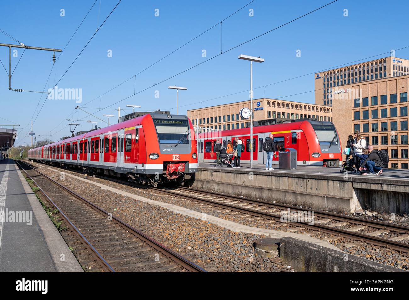 Cologne S-Bahn train at Cologne Messe/Deutz station Stock Photo - Alamy