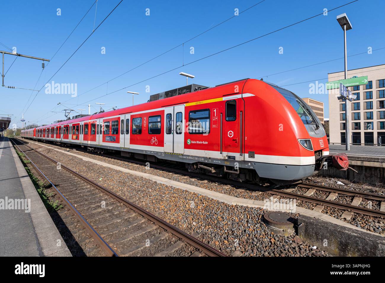 S-Bahn Rhein-Ruhr train at Cologne Messe/Deutz station Stock Photo - Alamy