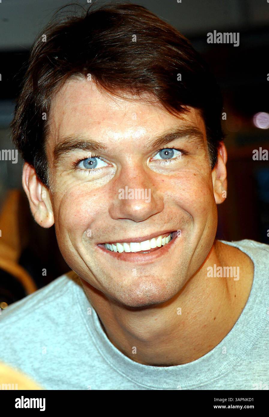 K28547AR SD0117.JERRY O'CONNELL READING TO NEW YORK New York SCHOOL ...