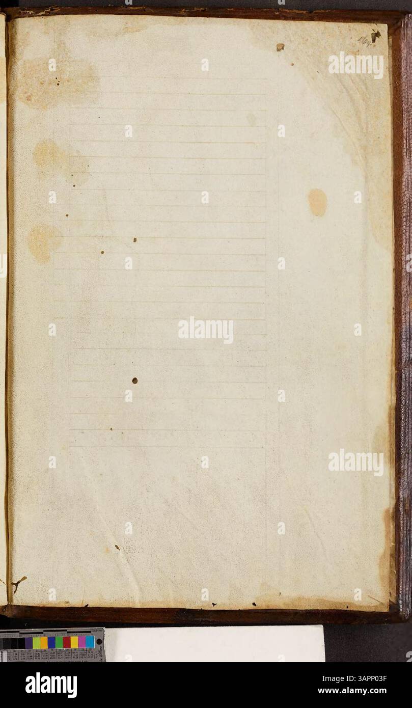 Text offers detailed analysis hi-res stock photography and images - Alamy