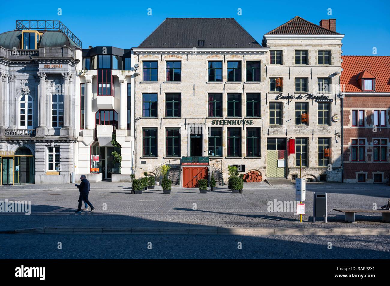 The Steenhuyse historical building and restaurant with the public ...
